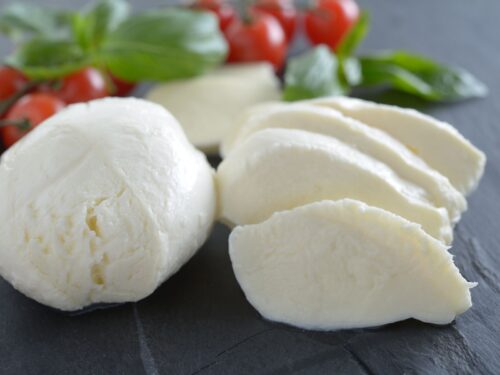 Mozzarella: America's Favourite Cheese (Origin & Different Types)